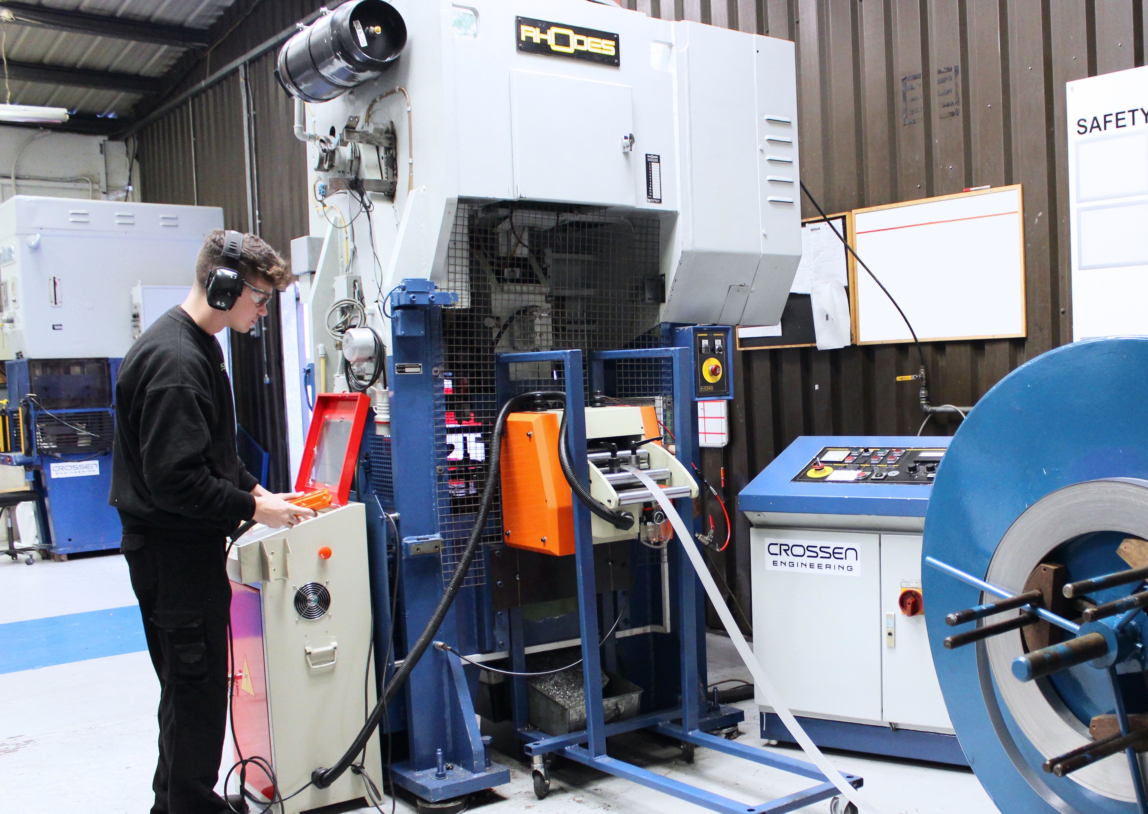 Metal Pressing & Stamping of Parts | Small & Large Runs